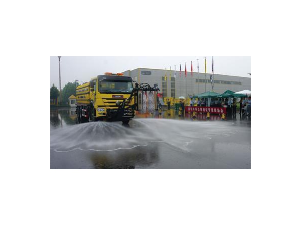 Liquid Snow Melt Spreader Snow Removal Truck | VICON | ETW International