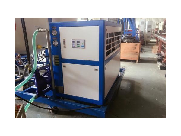 Polyurethane Foaming Machine | PU Cast Machine Manufacturer | Lingxin ...