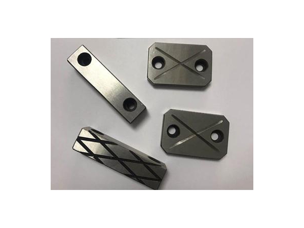 Mold Slide Wear Plates | Precision Mold Parts | YUKAI | ETW International
