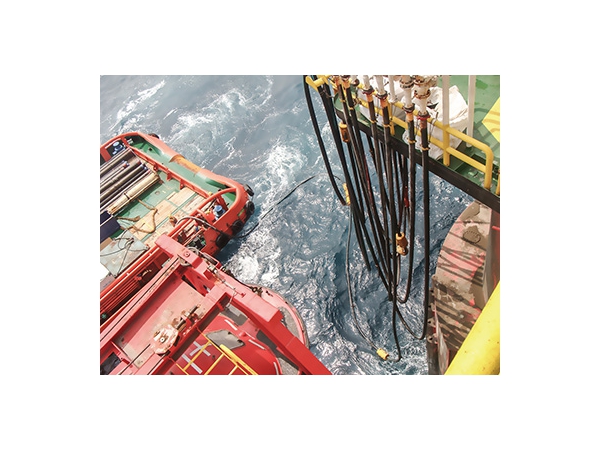 Offshore Bunker Supply Hose | Industrial Rubber Hoses | ETW International