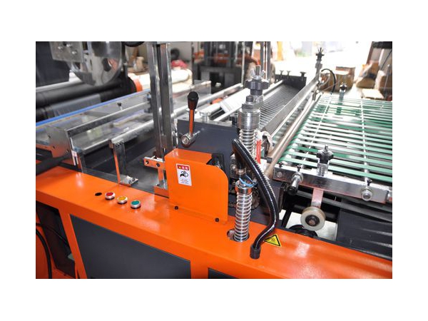 Courier Bag Making Machine | Poly Mailer Machine | Pansatec | ETW ...