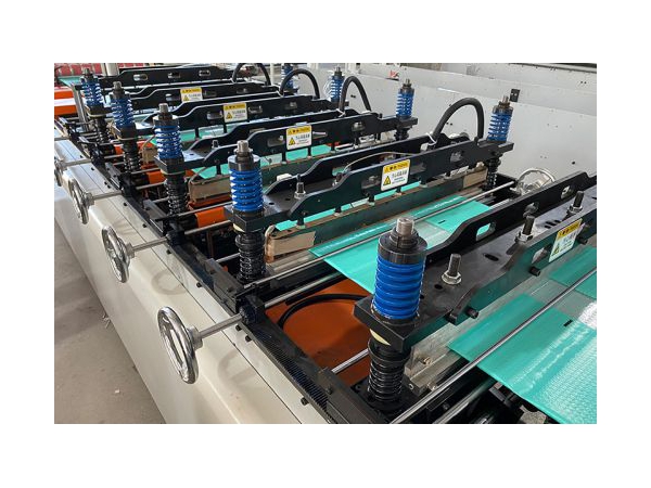 Bubble Envelope Making Machine | Bubble Mailer Machine | Pansatec | ETW ...